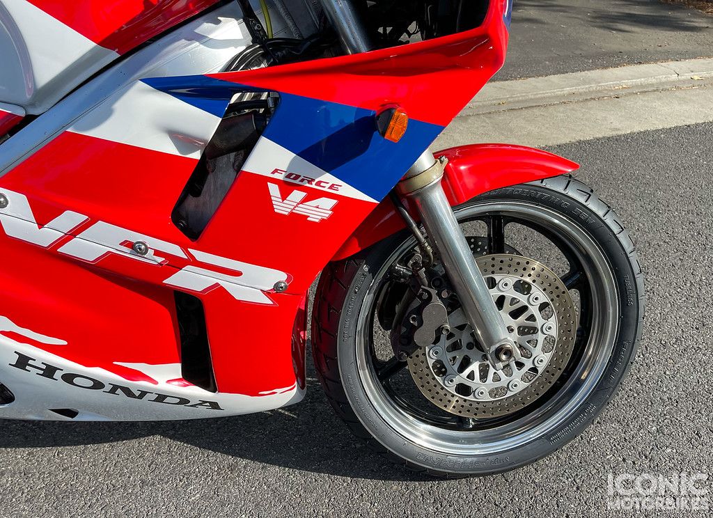 1994 Honda VFR400R Will Still Smoke Your Favorite Sportbikes Even After ...