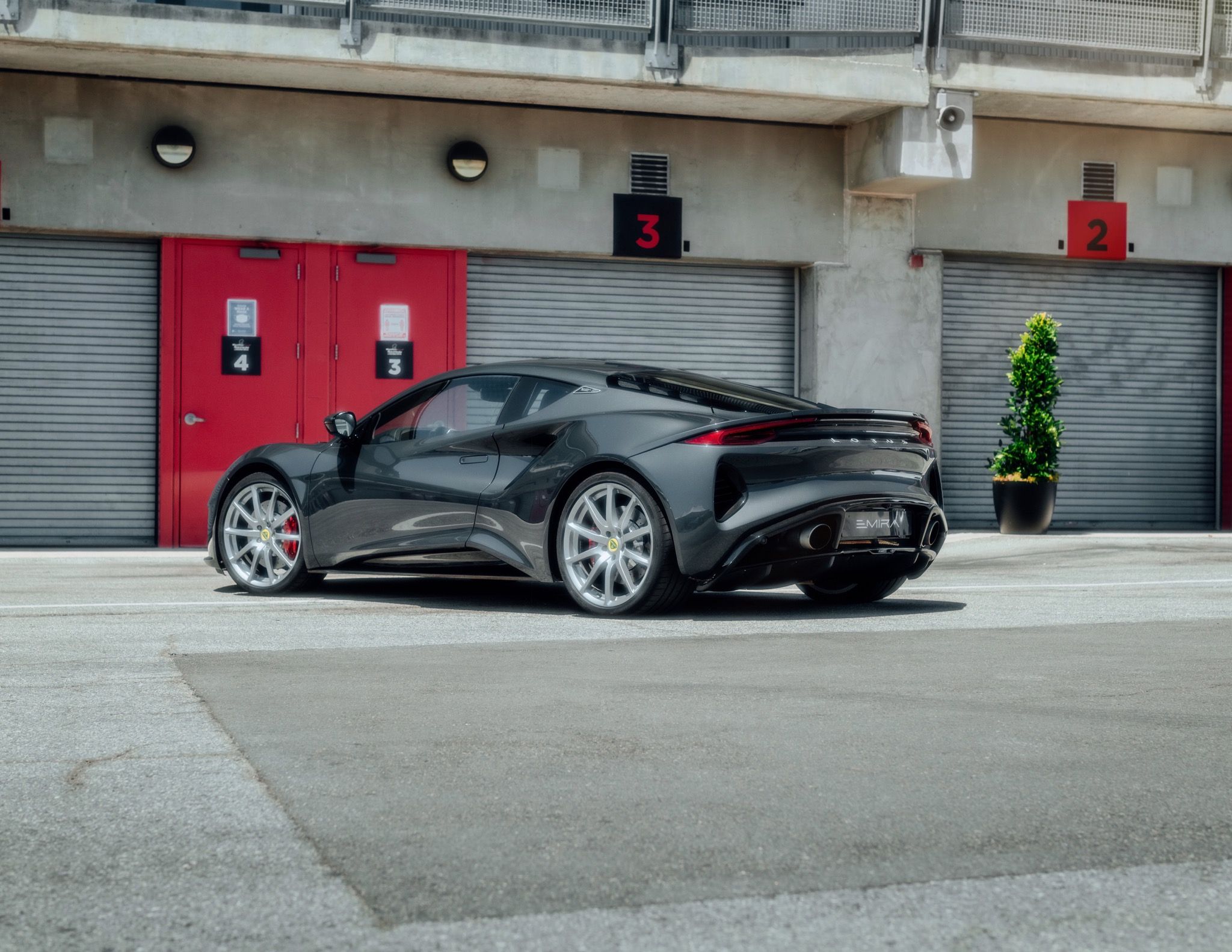 2023 Lotus Emira: Performance, Price, and Photos