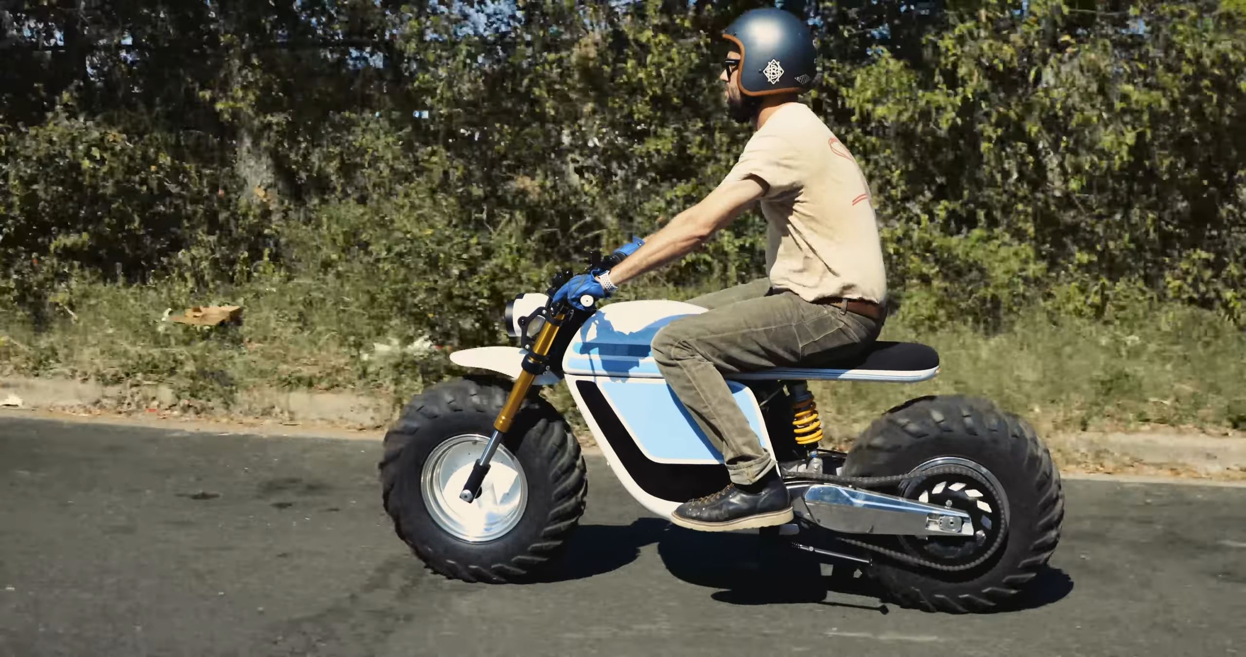 Like The Go-Anywhere Volcon Grunt E-Bike? Then You’ll Love Its Hip ...