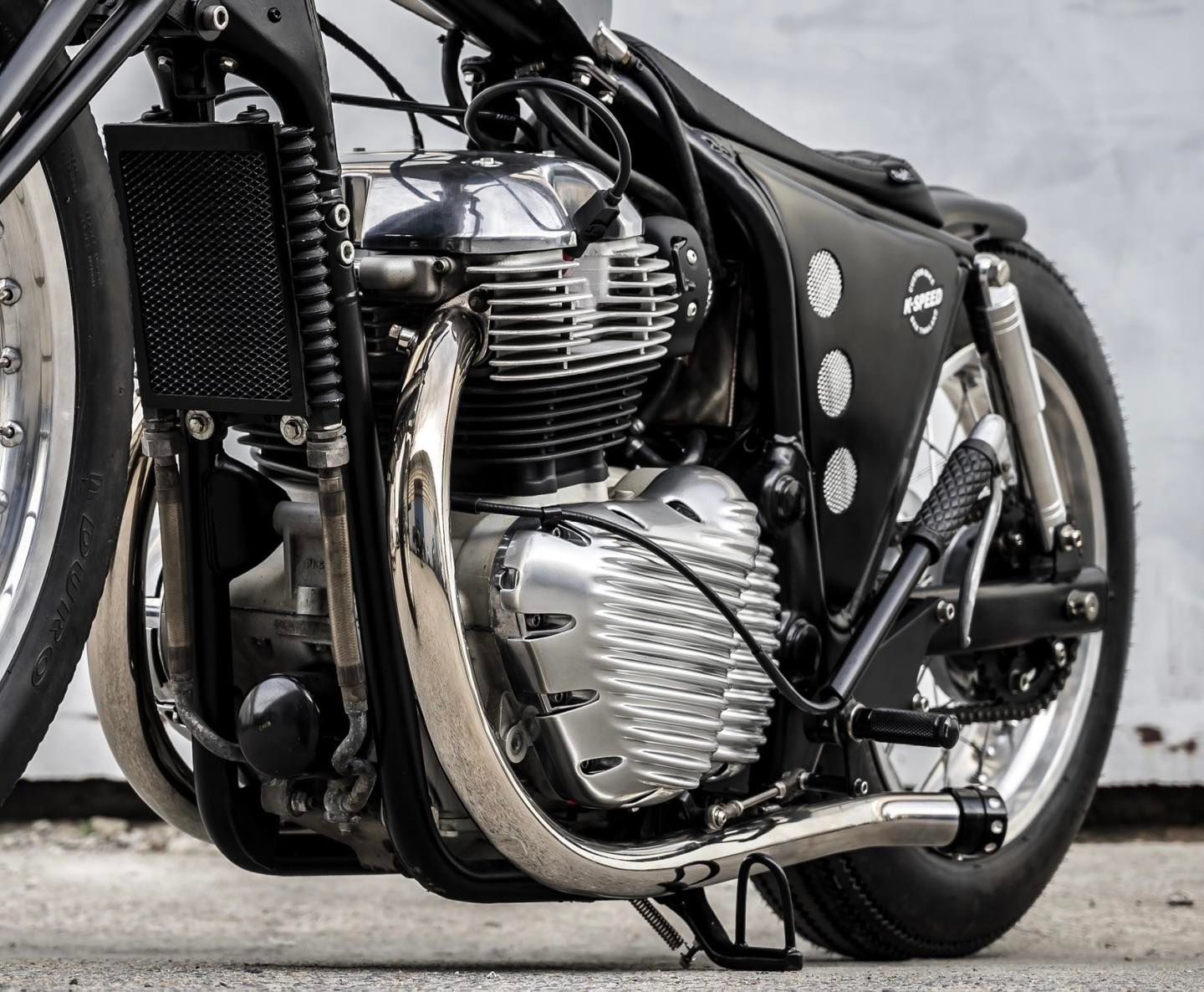 This Royal Enfield Interceptor 650 Bobber Is Beyond Believable