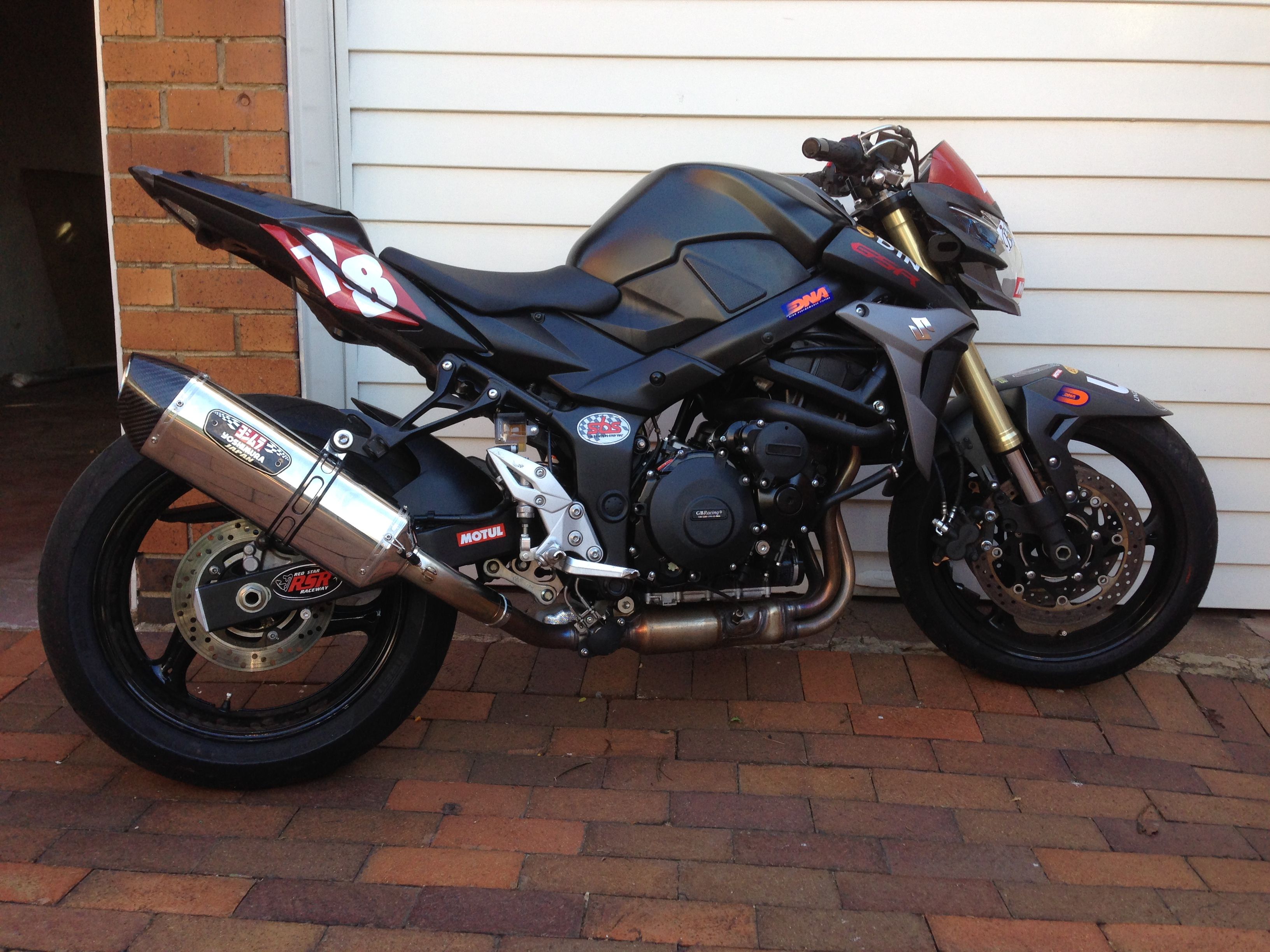 How to Prepare For Your First Motorcycle Track Day