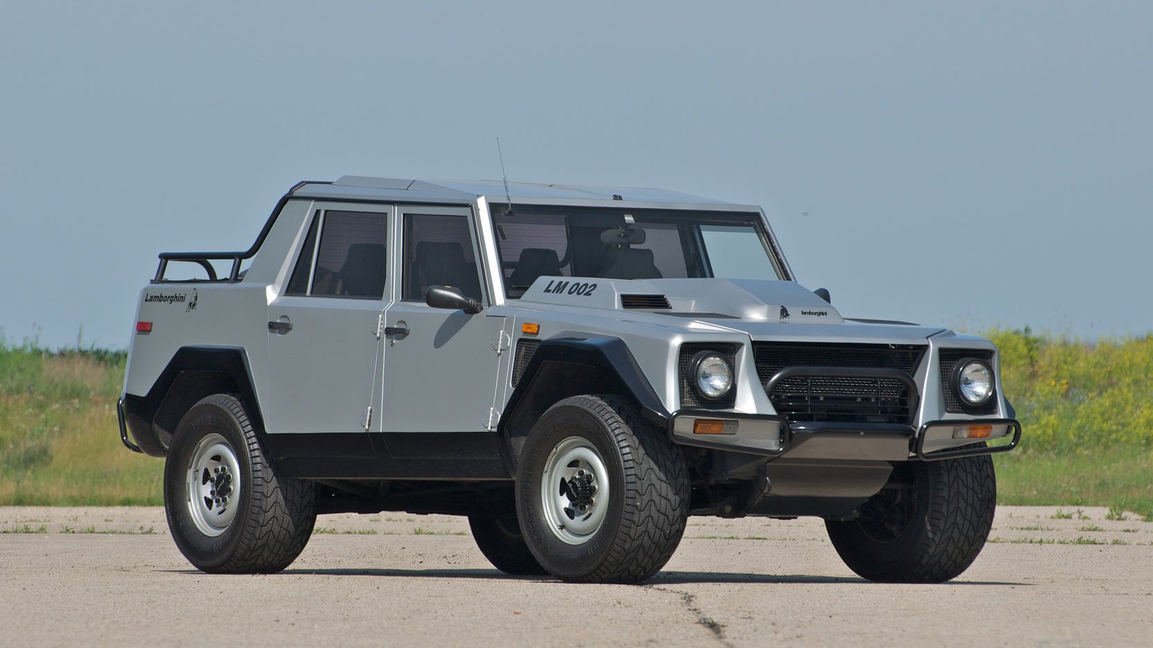 10 Things You Need To Know About The Lamborghini LM002