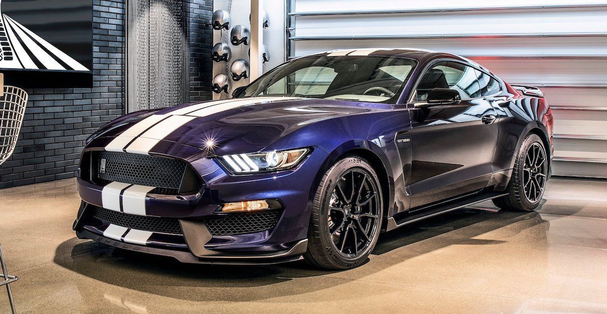 10 American Muscle Cars With Higher-Than-Advertised Horsepower