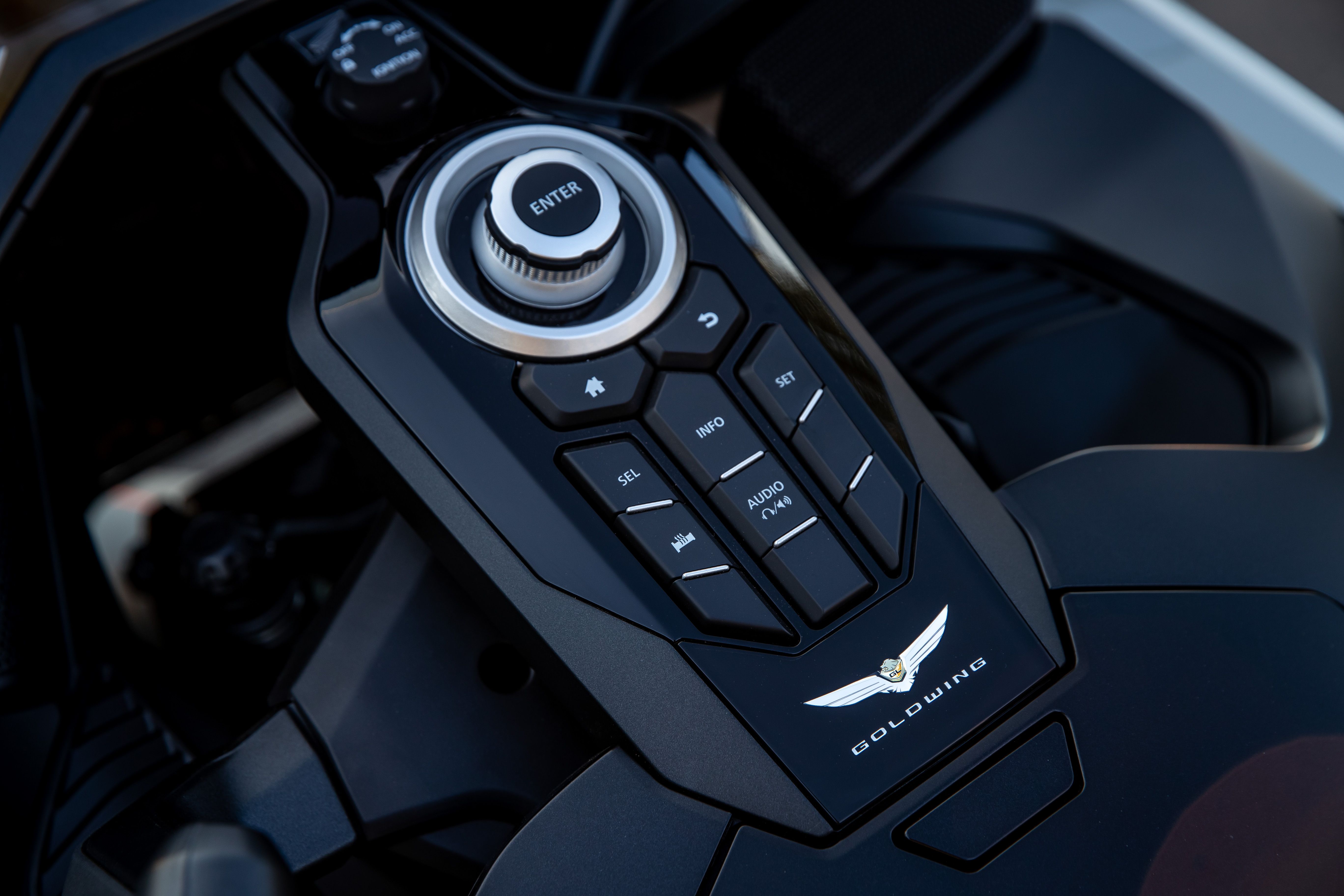 10 Reasons The Honda Gold Wing Needs To Be In Your Garage