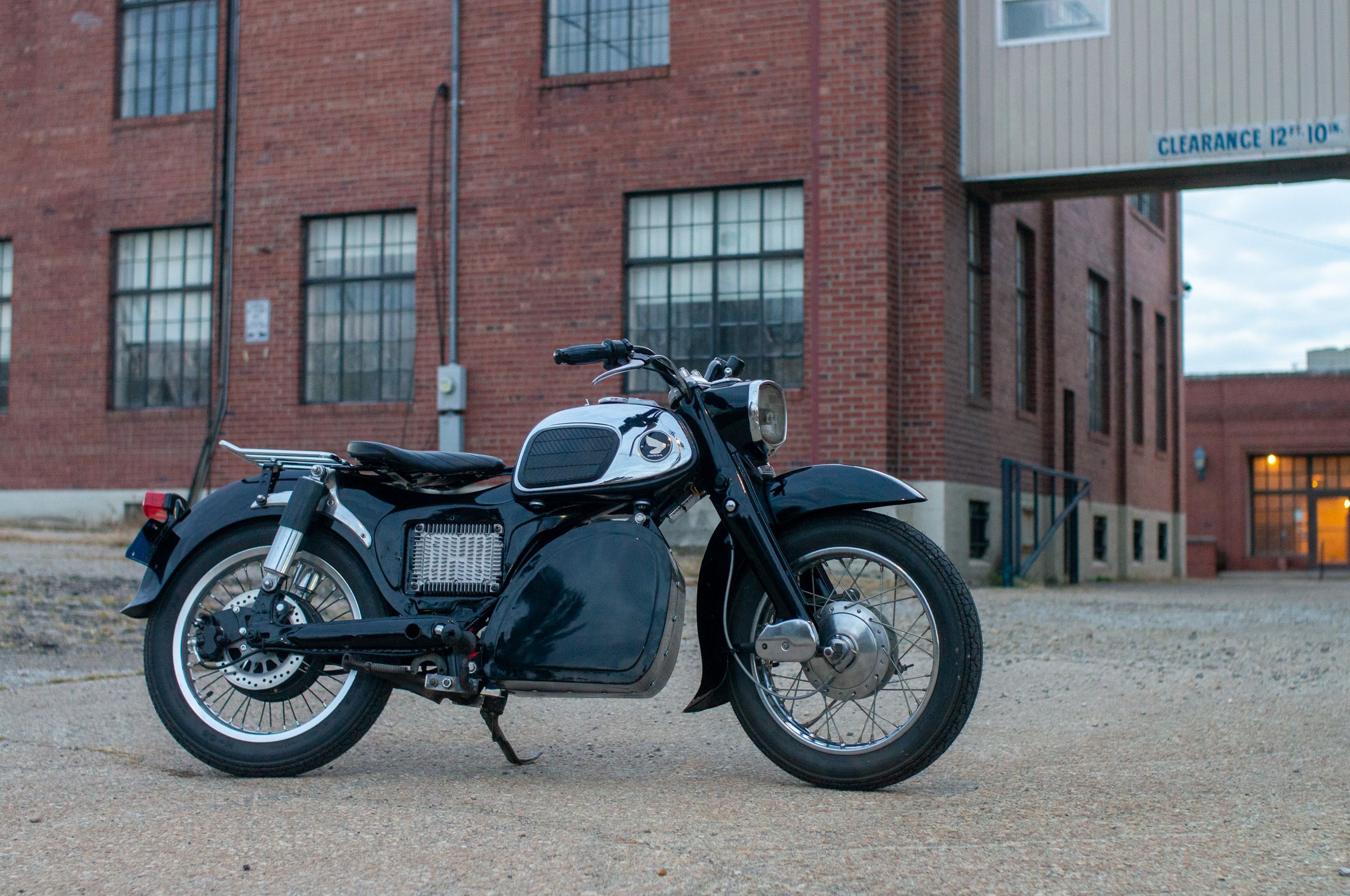 This 1967 Honda Cruiser With An Electric Heart Is A Picture-Perfect ...