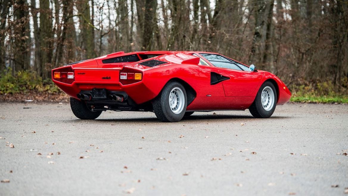 10 Things You Need To Know About The Original Lamborghini Countach