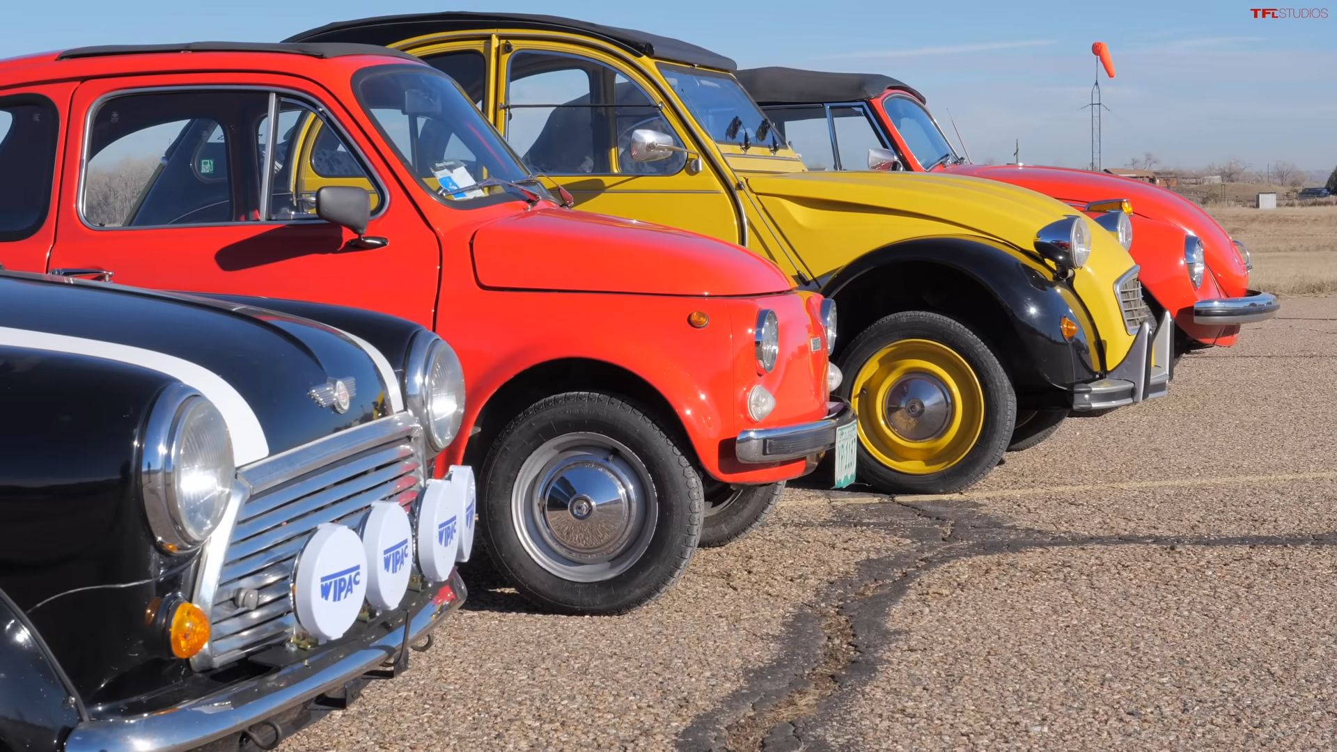A Comical Drag Race Pits A VW Beetle Against A Citroen 2CV, Fiat 500 ...