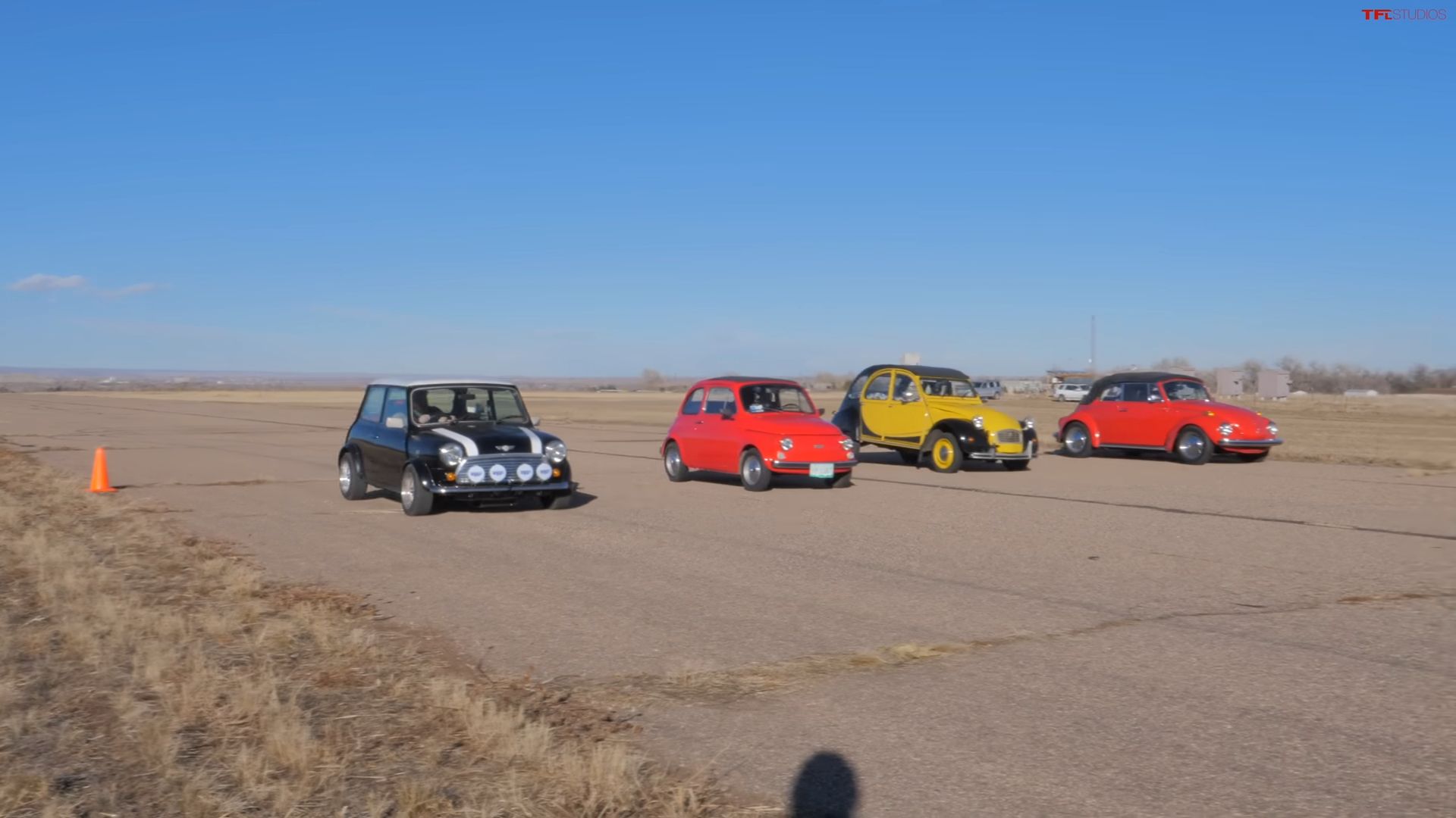 A Comical Drag Race Pits A VW Beetle Against A Citroen 2CV, Fiat 500 ...