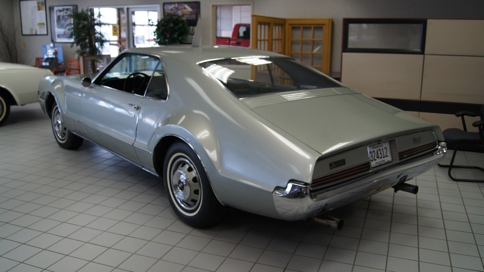 10 Amazing Things About The Oldsmobile Toronado That You Need To Know
