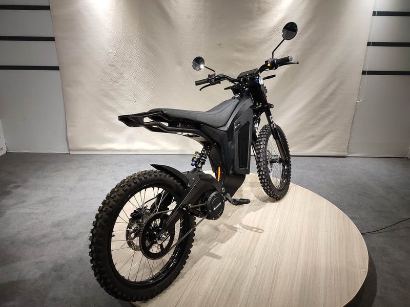 This Electric Motorcycle Drips In Carbon Fiber And Weighs Just 103 Pounds