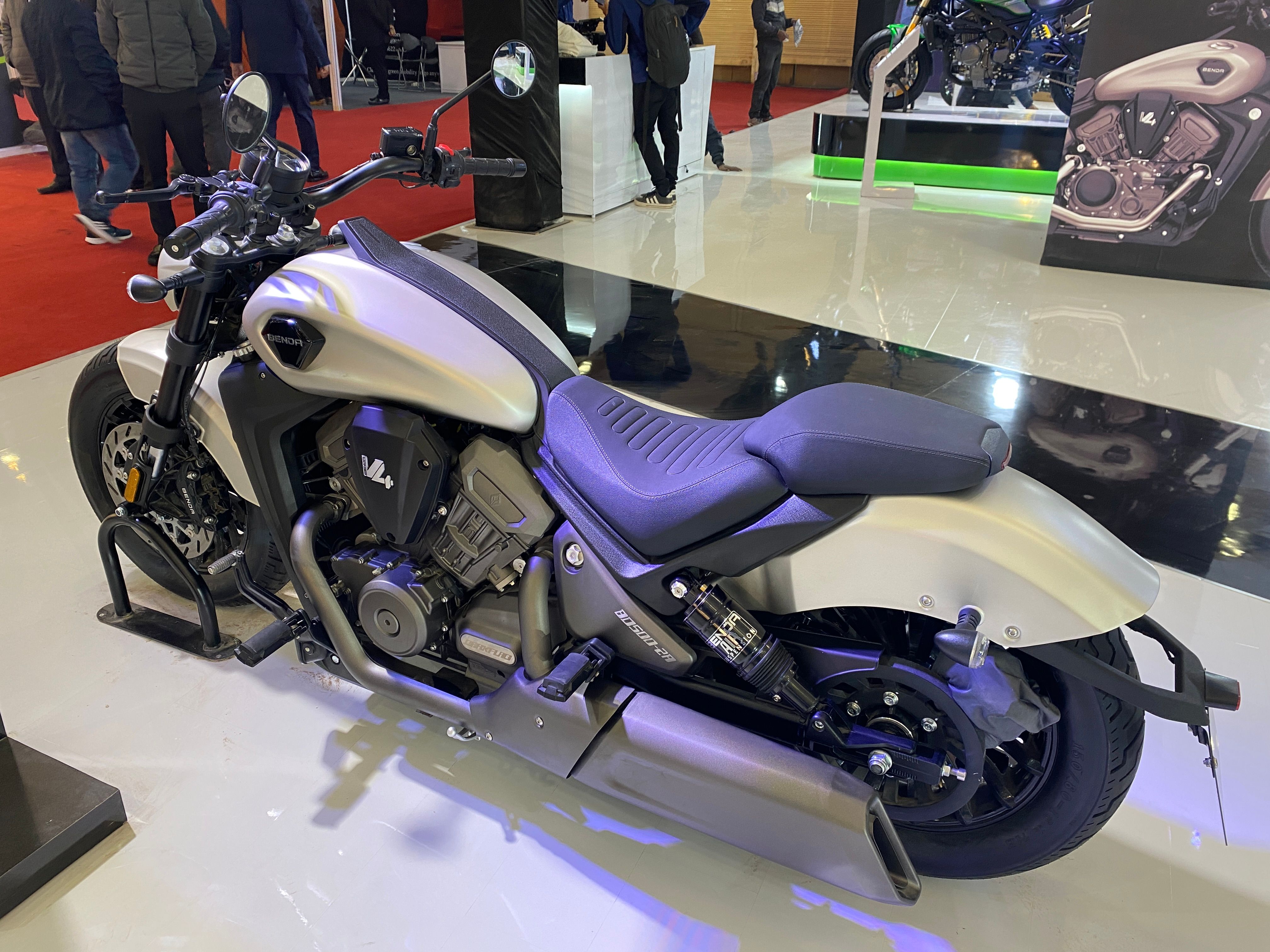 This Chinese Cruiser Trumps The Harley-Davidson Iron 883 On All Counts