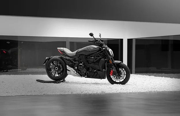 10 Motorcycles With Cruise Control