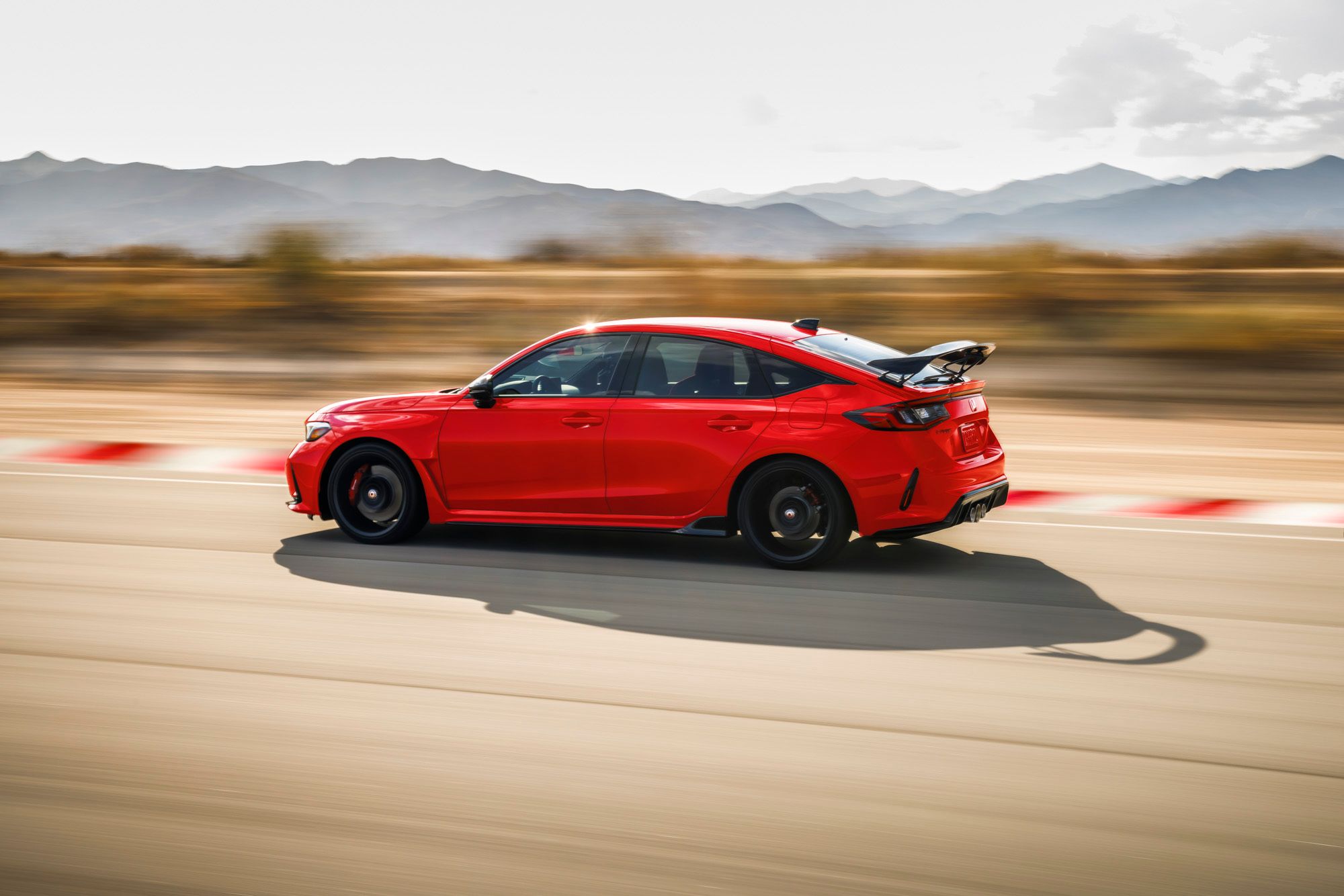 10 Reasons Why The Honda Civic Type R Is The Hottest Hatch Currently On ...