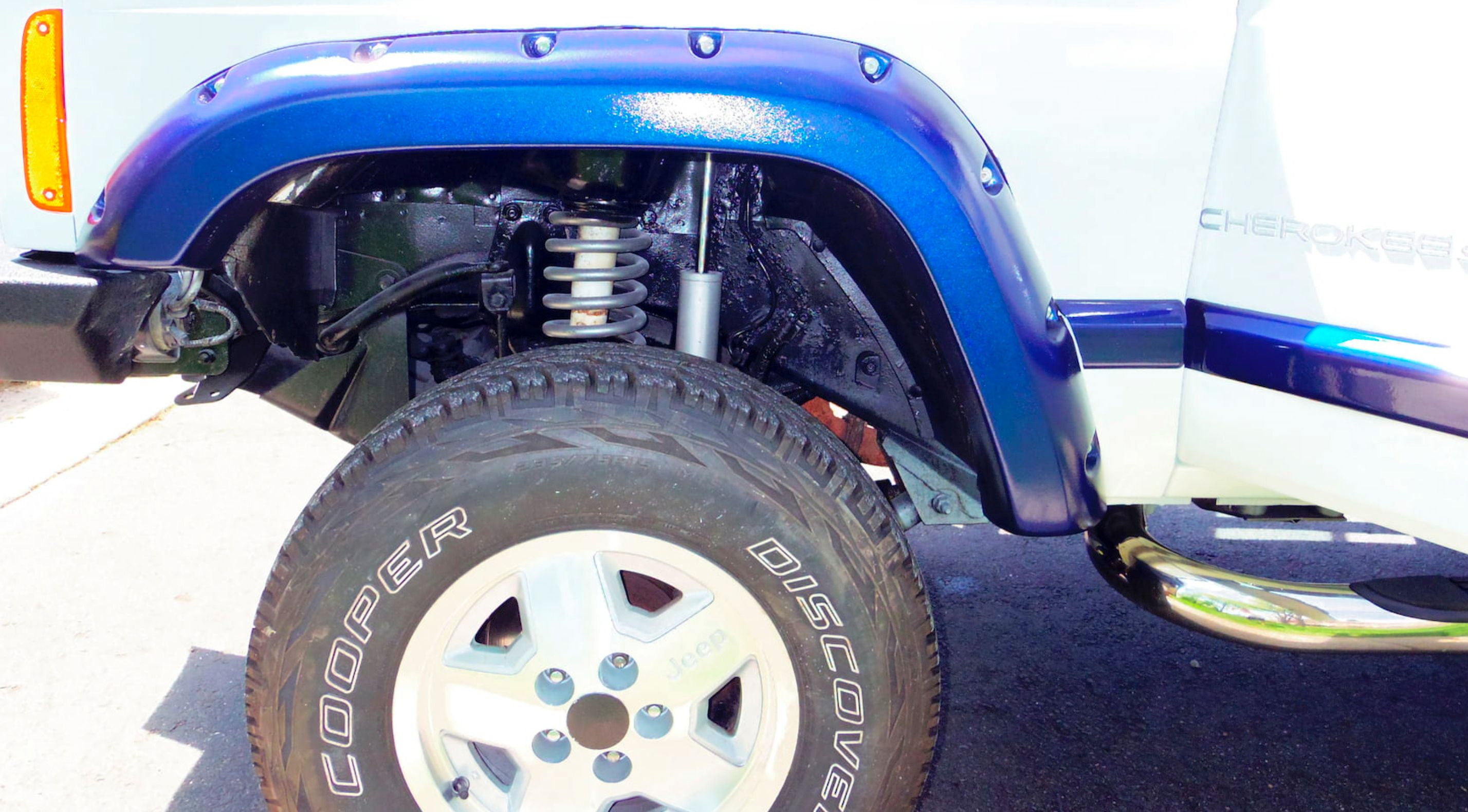 10 Reasons Why The Classic Jeep Cherokee XJ Was Cooler Than You Think