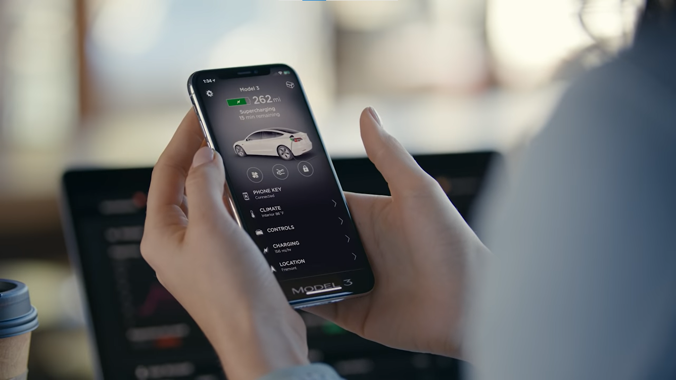 10 Tesla Features That Just Make Sense