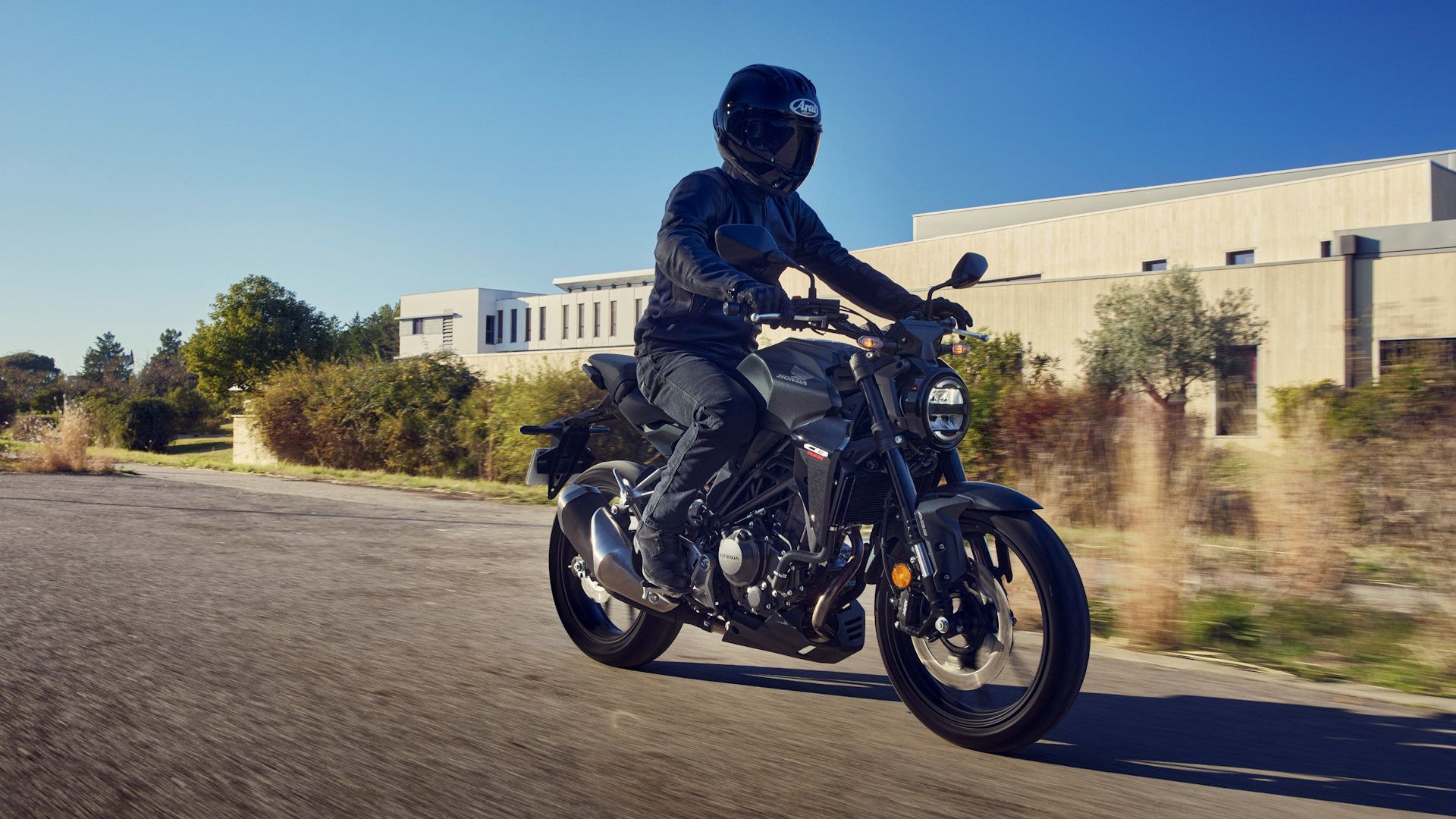 10 Perfect Lightweight Motorcycles For New Riders In 2025