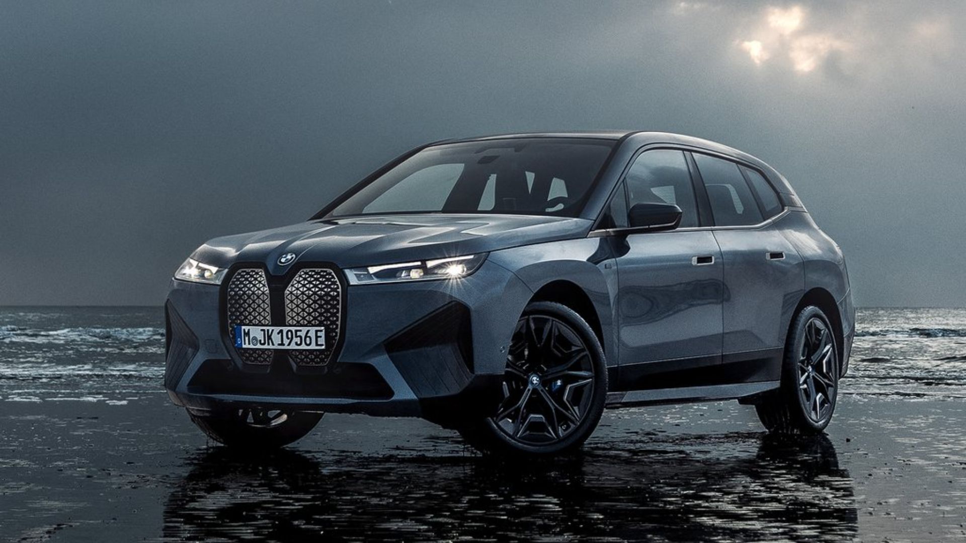 BMW iX vs Tesla Model X: Everything You Need To Know