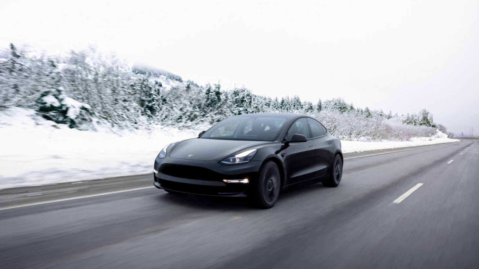 2022 Tesla Model 3 | TopSpeed