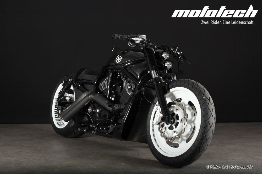 The Harley-Davidson Punisher Is A Night Rod Loaded With Carbon Fiber