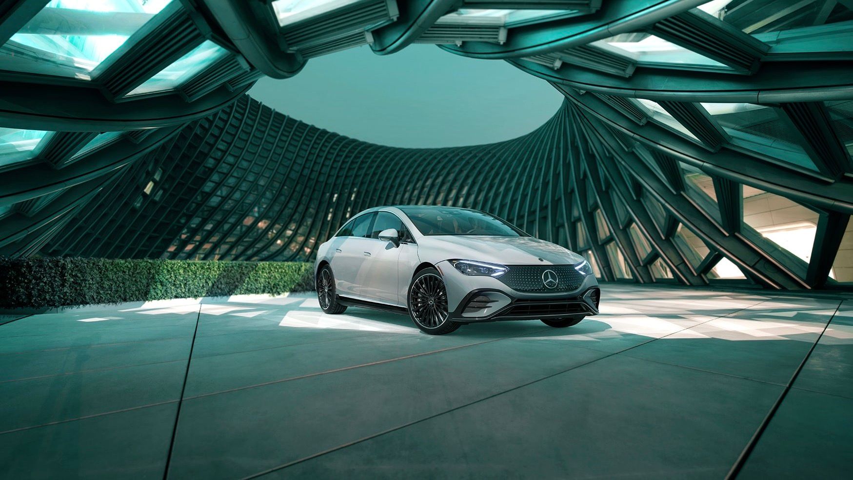 10 Reasons Why The Mercedes EQE Is The Electric Sedan To Get