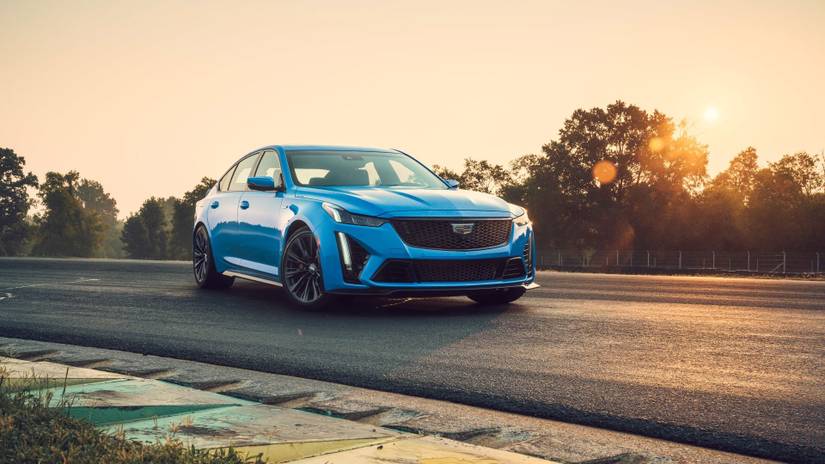 10 Best High-Performance Cars That You Can Daily