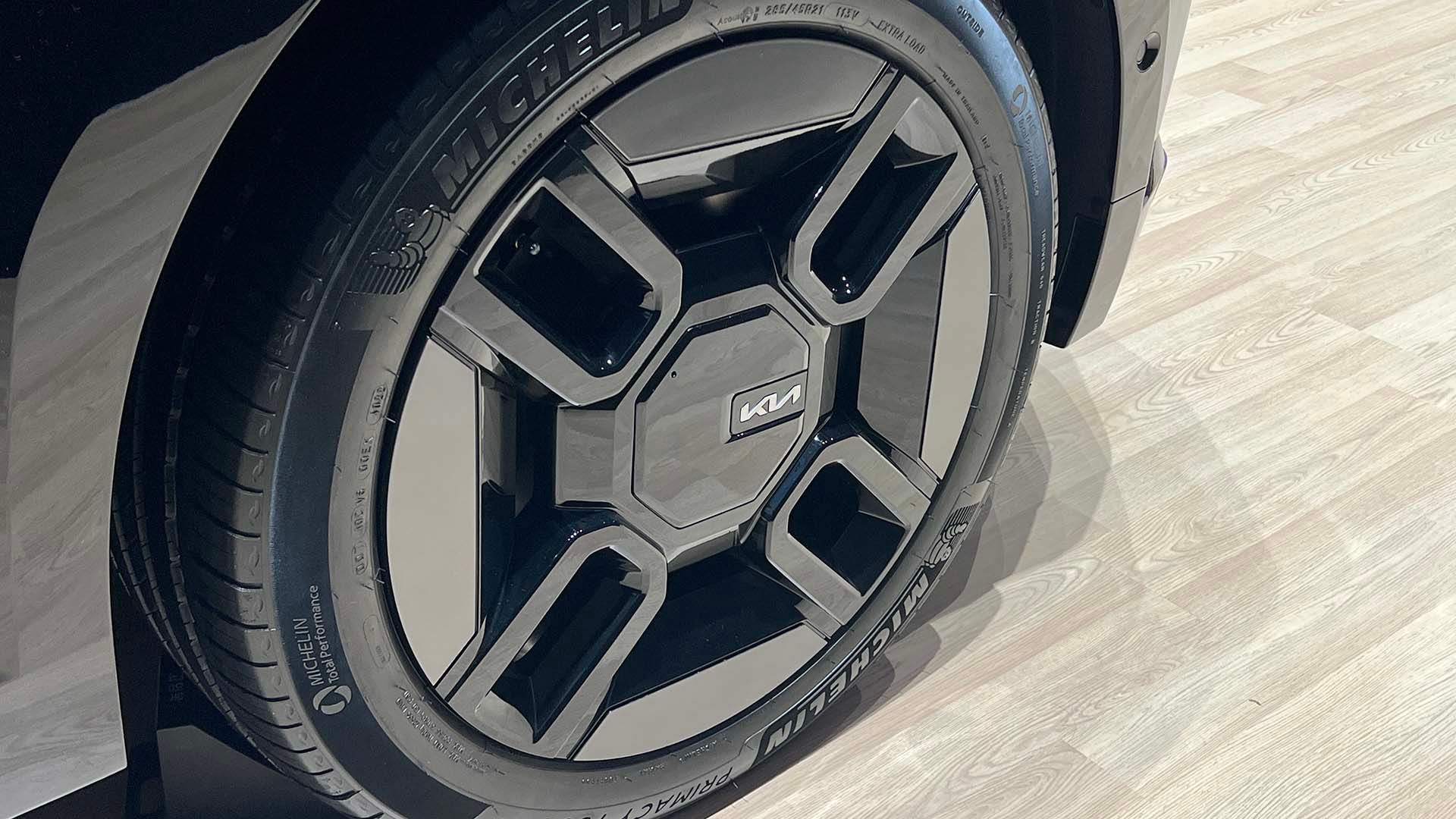 2024 Kia EV9 First Look: An EV That's Perfect For America