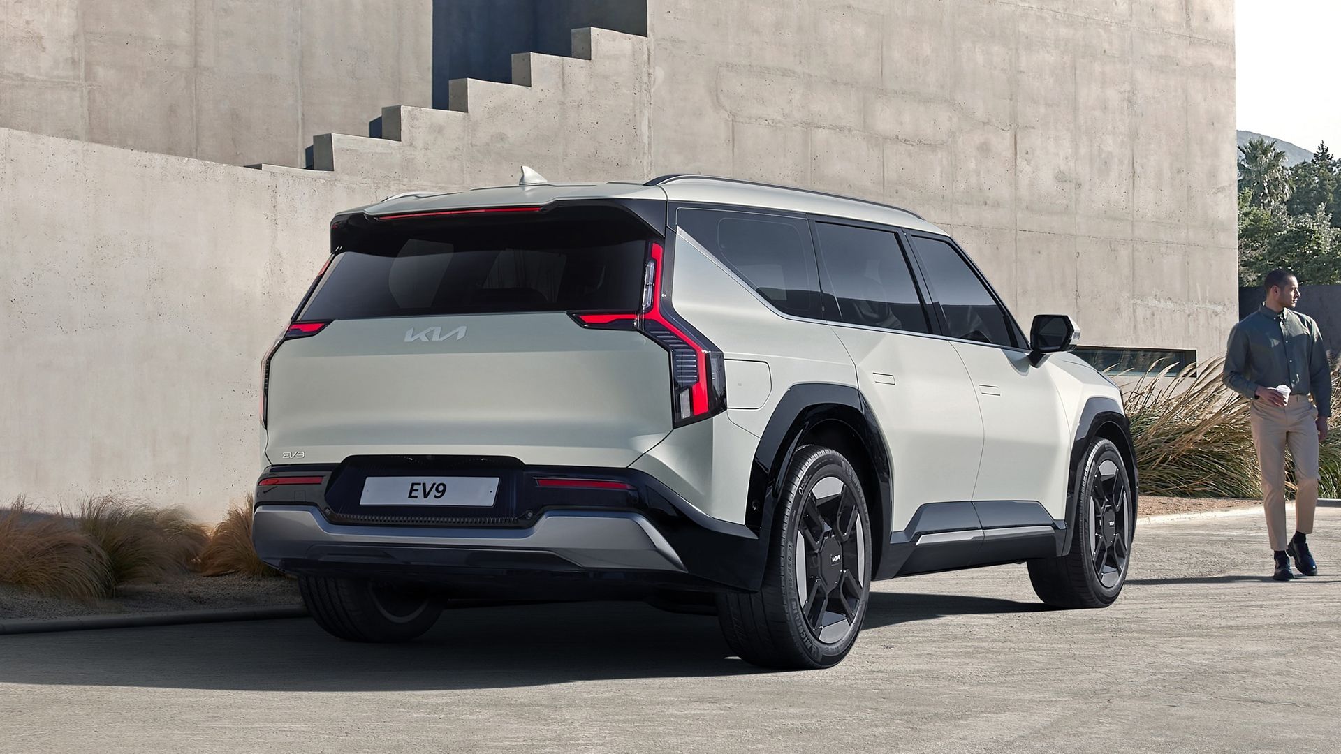 10 Reasons Why The New Kia EV9 Is A Solid Alternative To The Tesla Model X