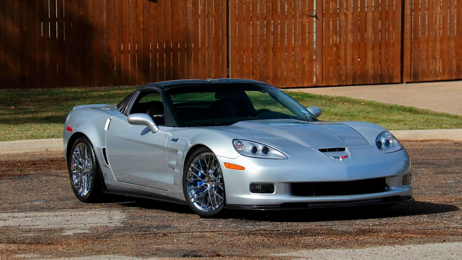3 Awesome Corvette's You Can Buy Instead Of The Mighty Mid-Engine C8