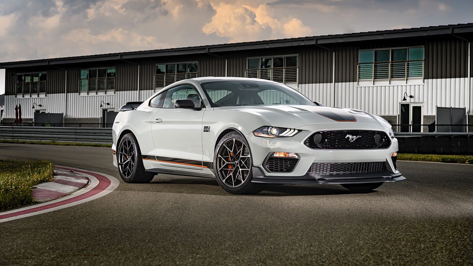 7 Major Differences Between The S550 Mustang And The S197 Mustang