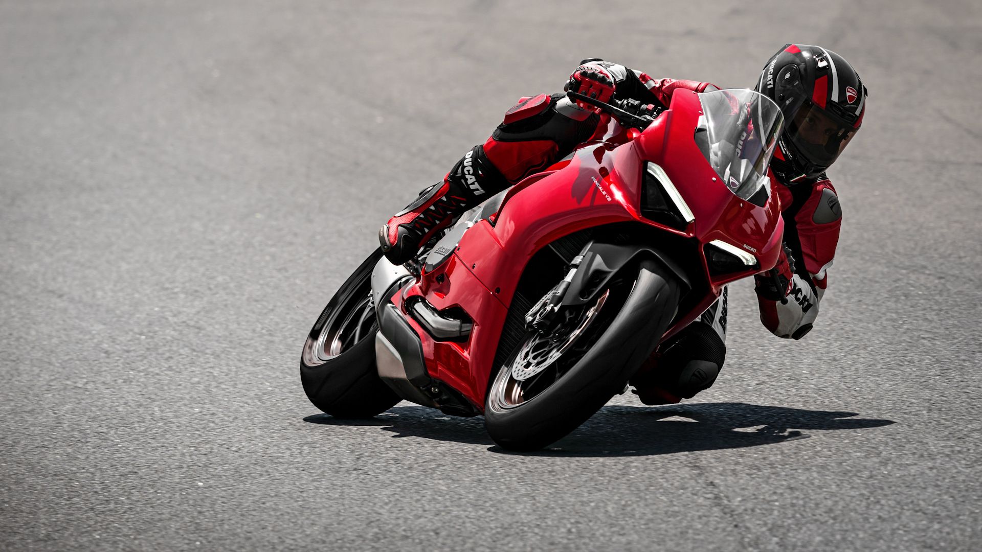 2023 Ducati Panigale V2: Performance, Price, And Photos