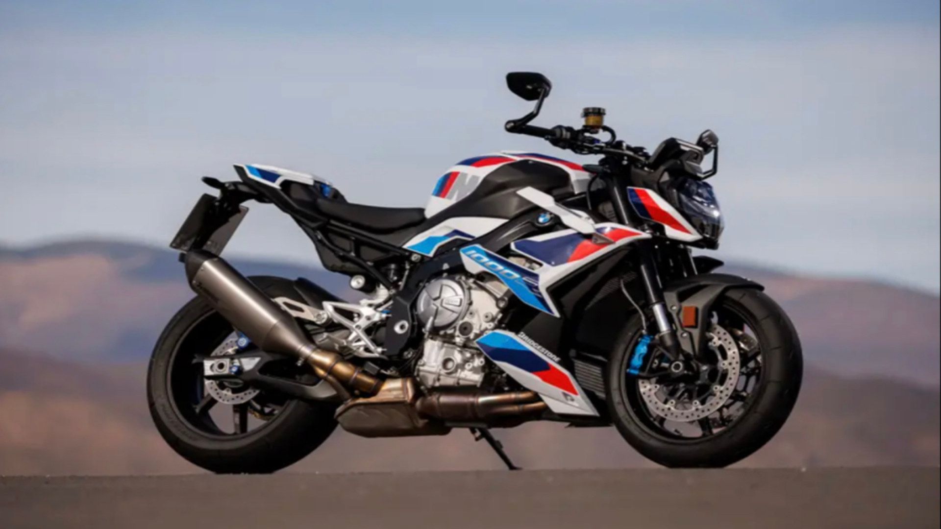 10 Things You Need To Know About The BMW M 1000 R