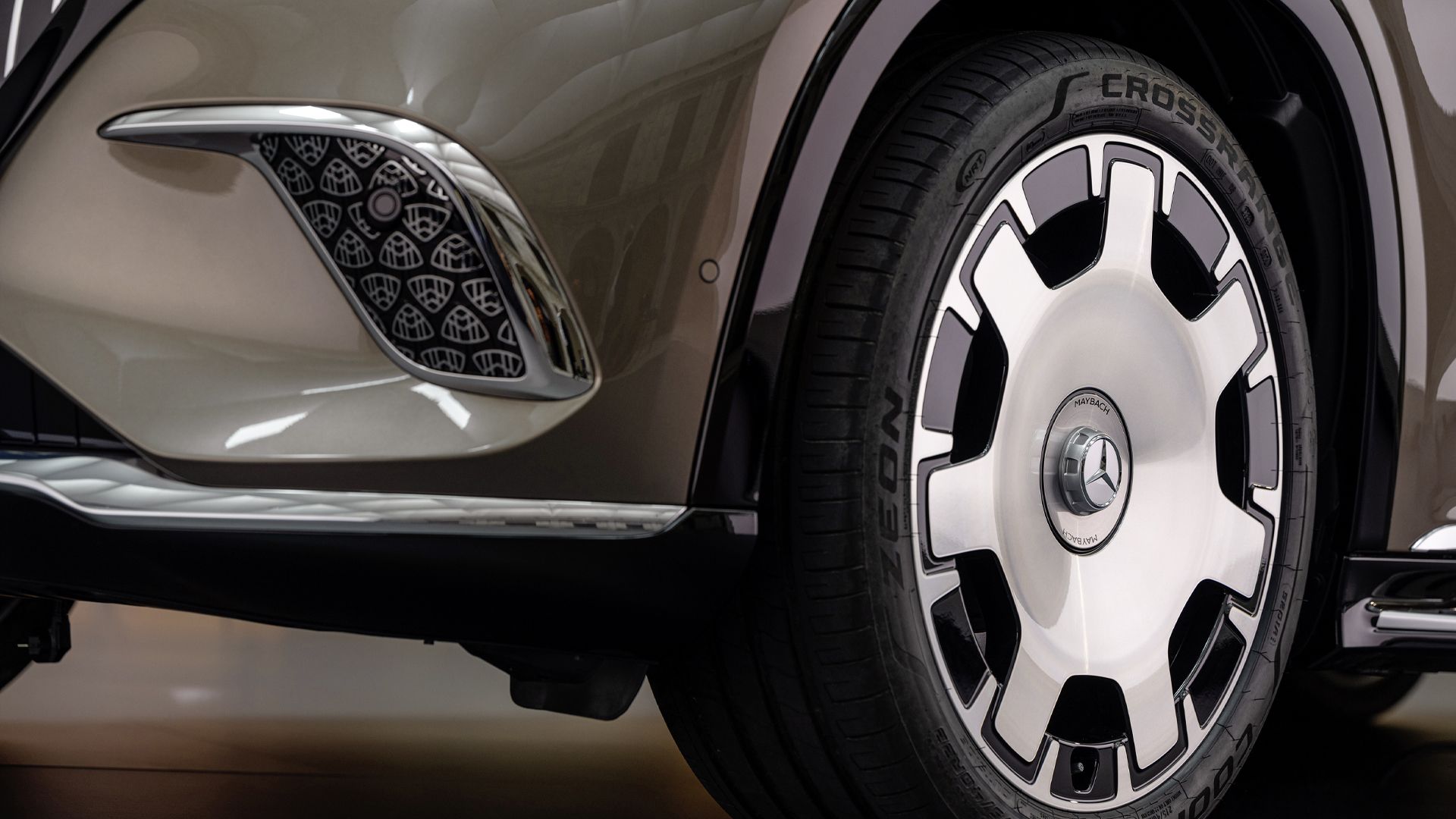 10 Things You Need To Know About The Mercedes-Maybach EQS SUV