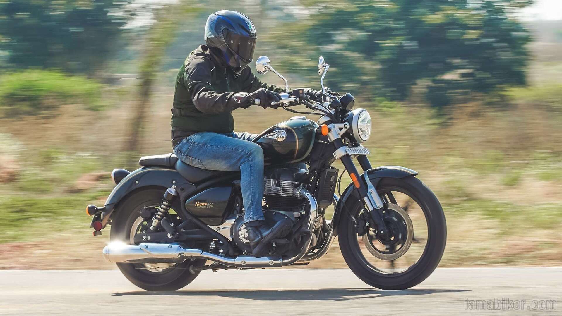 10 Great Cruisers For Road Trips