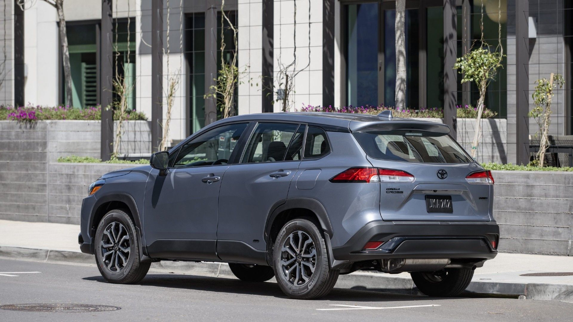 10 Things To Know About The Toyota Corolla Cross Hybrid