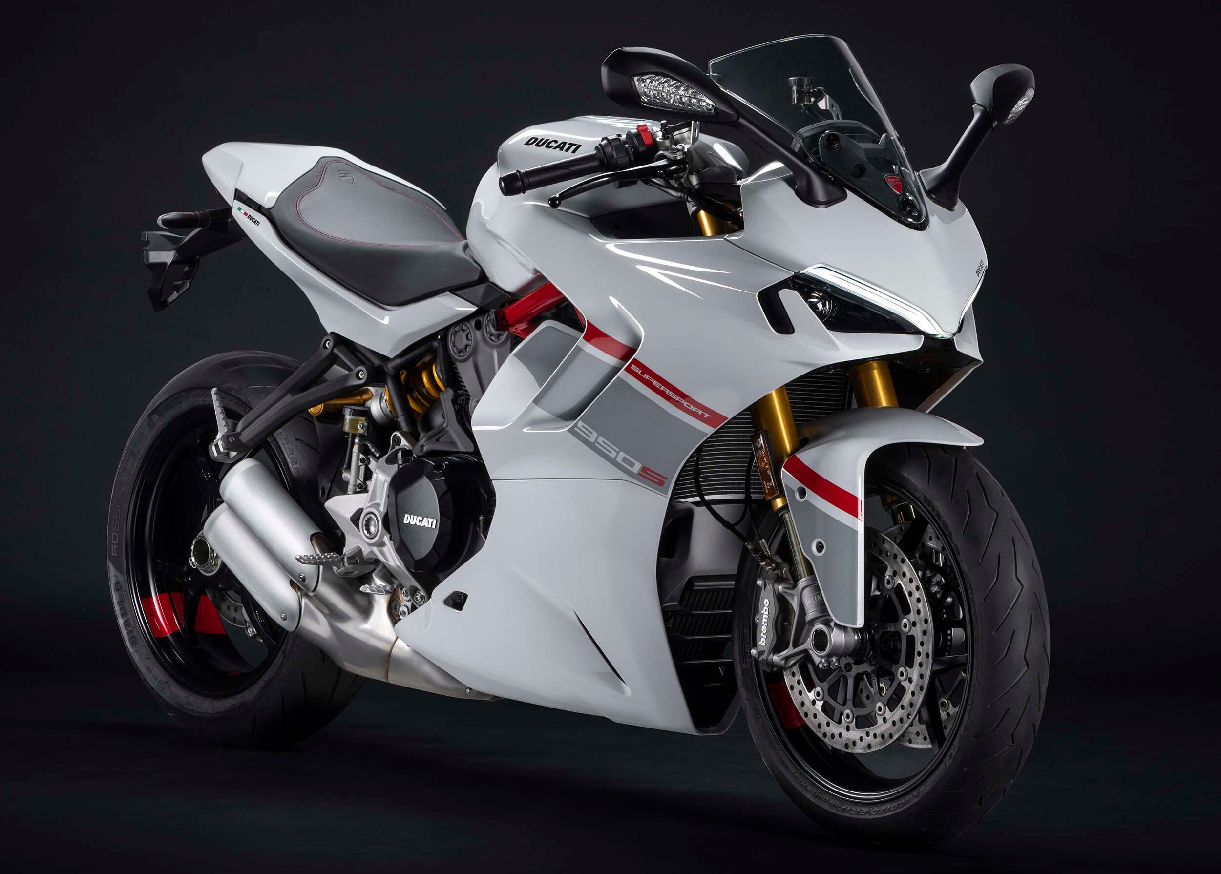 10 Fast Sports Bikes That Can Keep Up With The Ducati Panigale V2