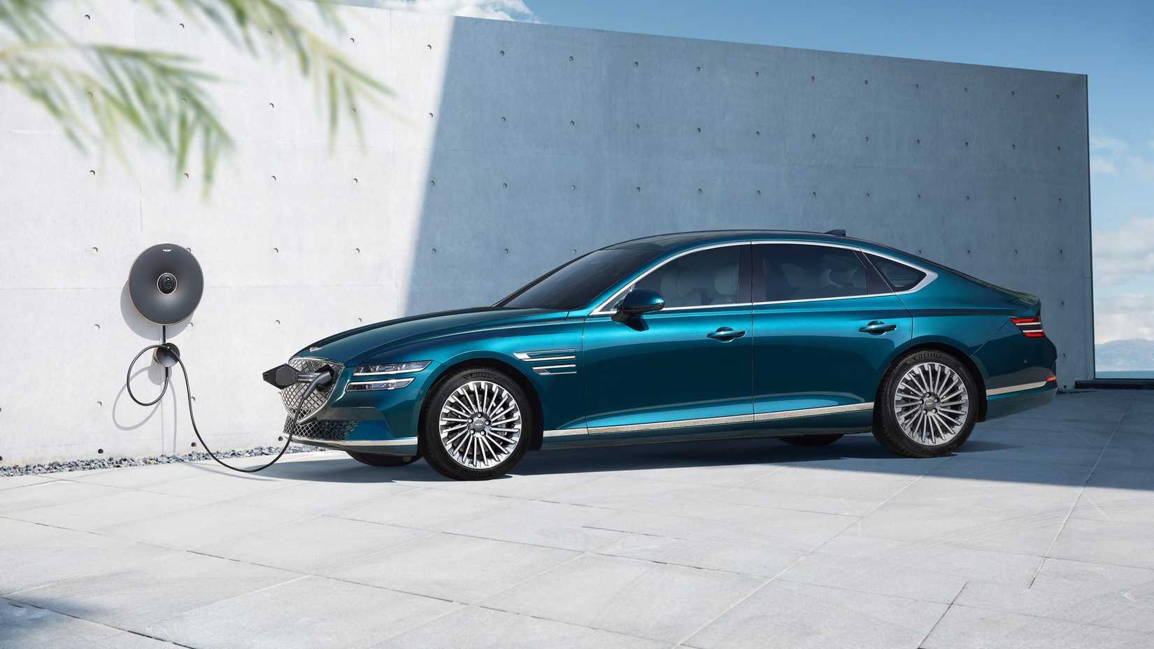 2024 Genesis Electrified G80 | TopSpeed