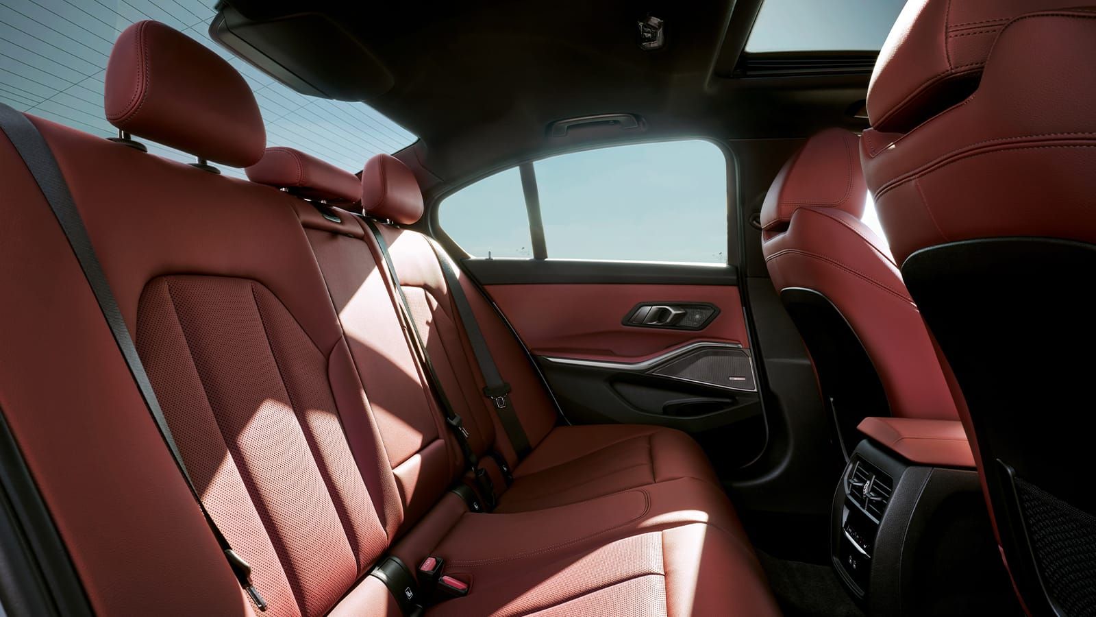 10 Reasons Why The BMW 330e Is The Best Luxury Plug-in Hybrid Sedan