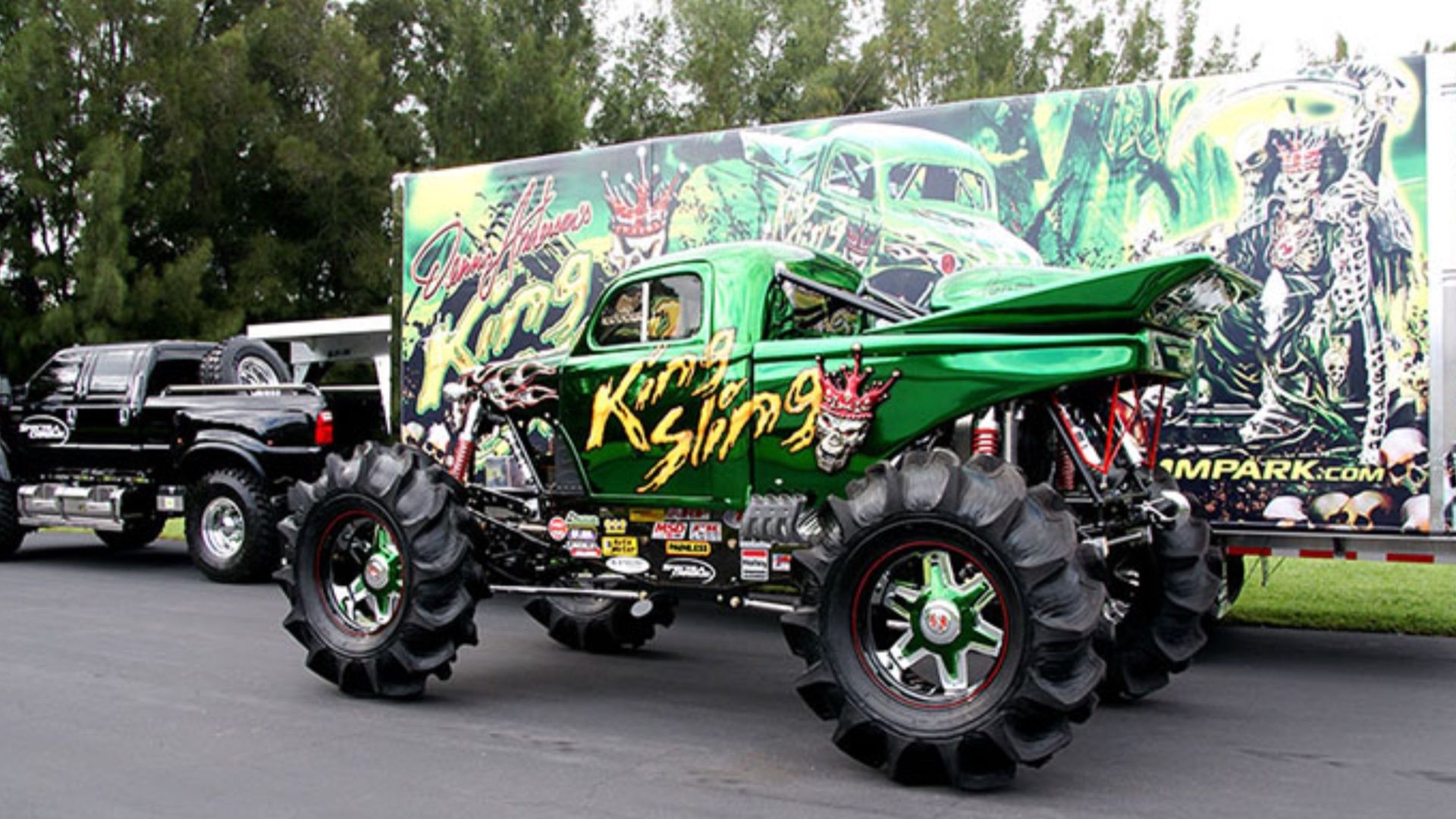 10 Craziest Builds Based On The Ford F-650 Super Duty