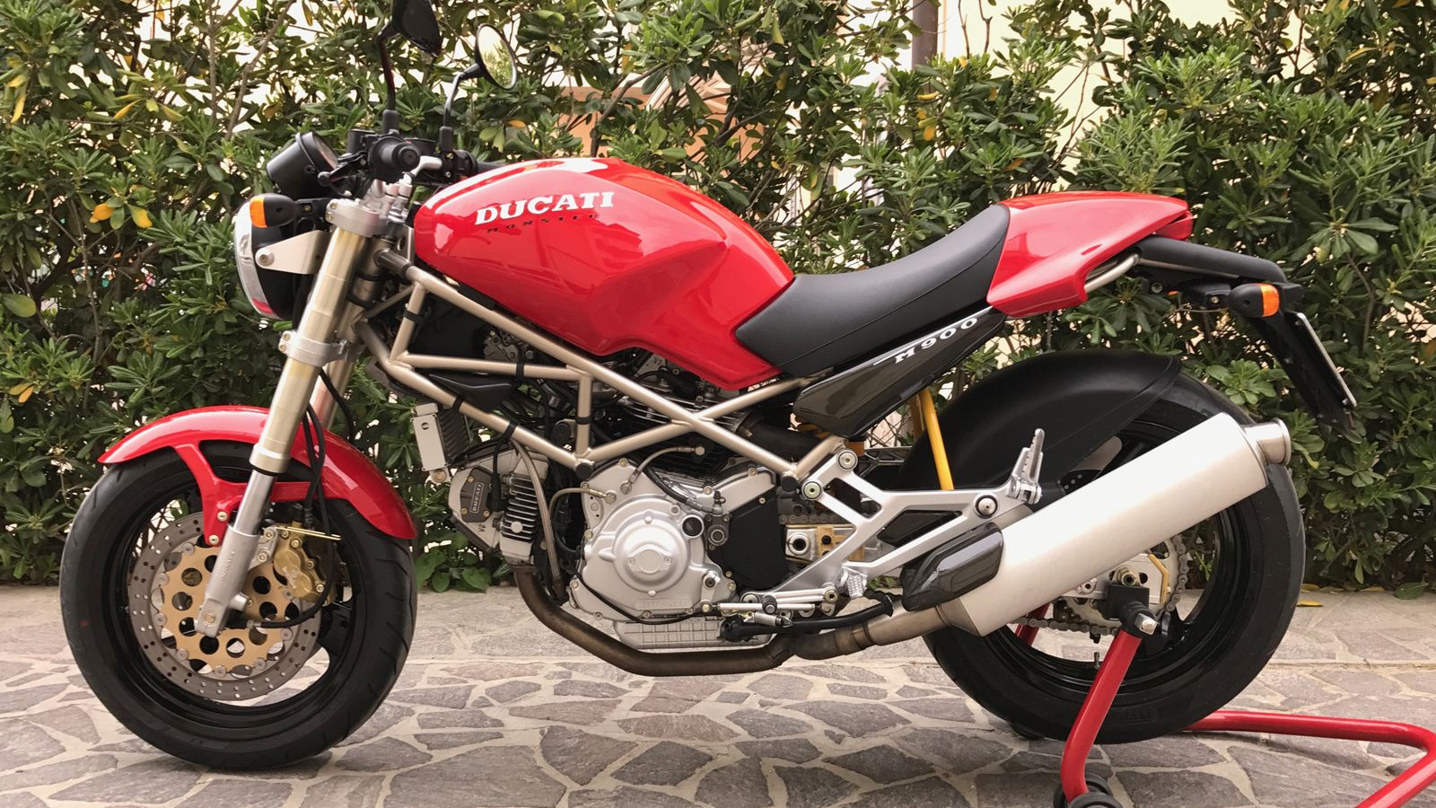 10 Motorcycles That Reshaped The Industry