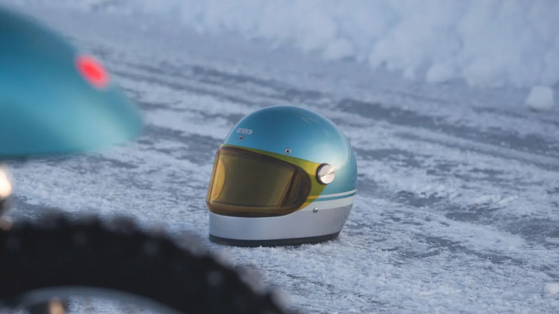 10 Coolest Retro Motorcycle Helmets