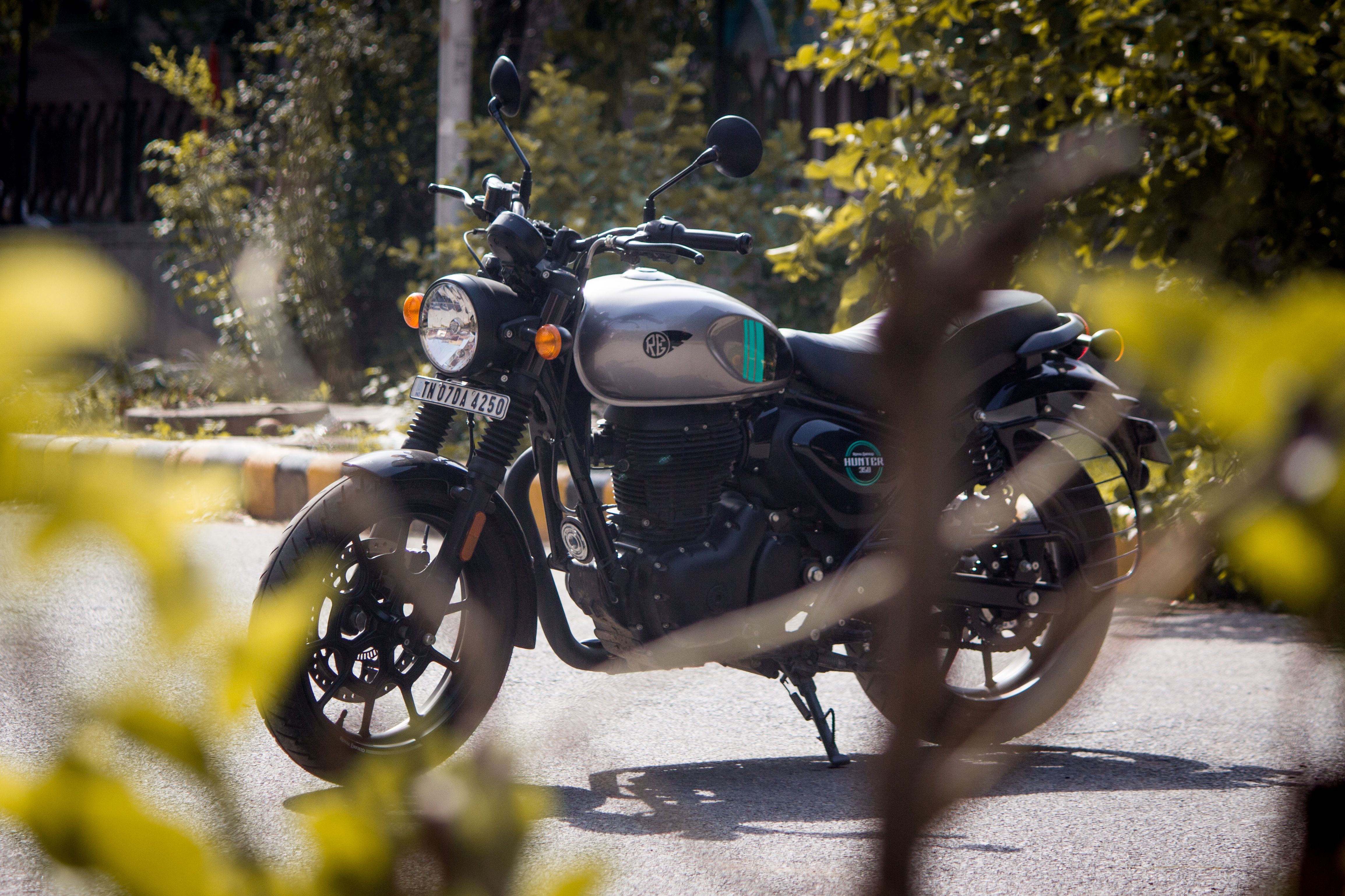 Living With The 2023 Hunter 350 - Is It The Wittiest Royal Enfield For ...