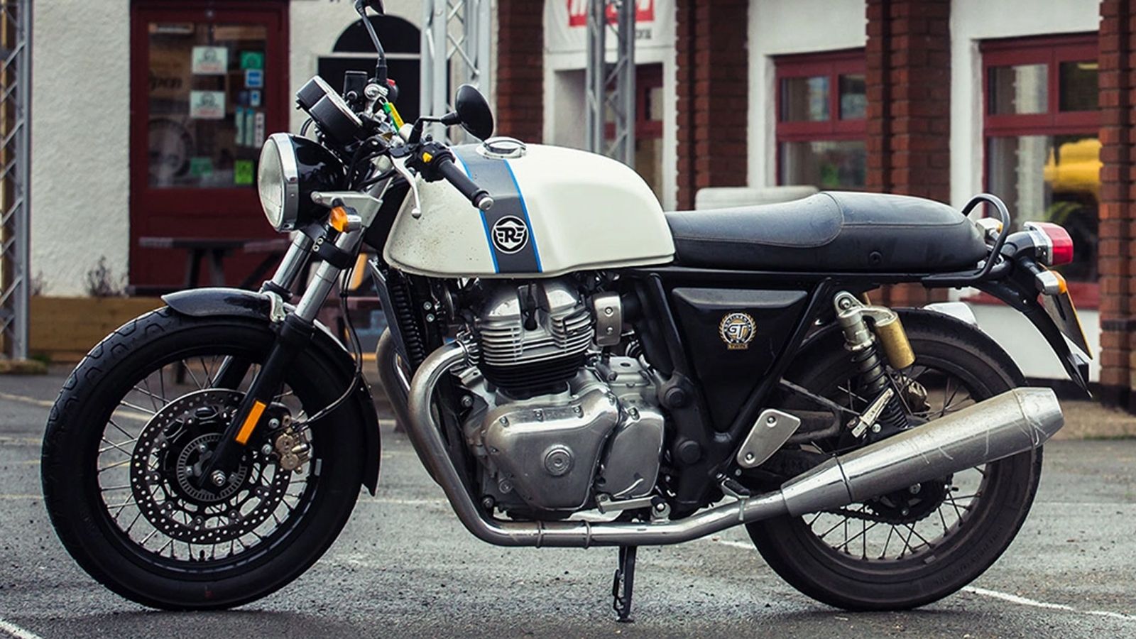10 Beautiful Café Racers For Retro Enthusiasts