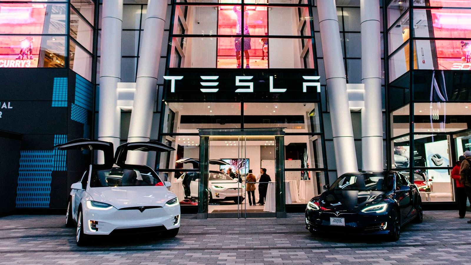 How Big Of A Threat Are Online Marketplaces To U.S. Auto Dealerships?