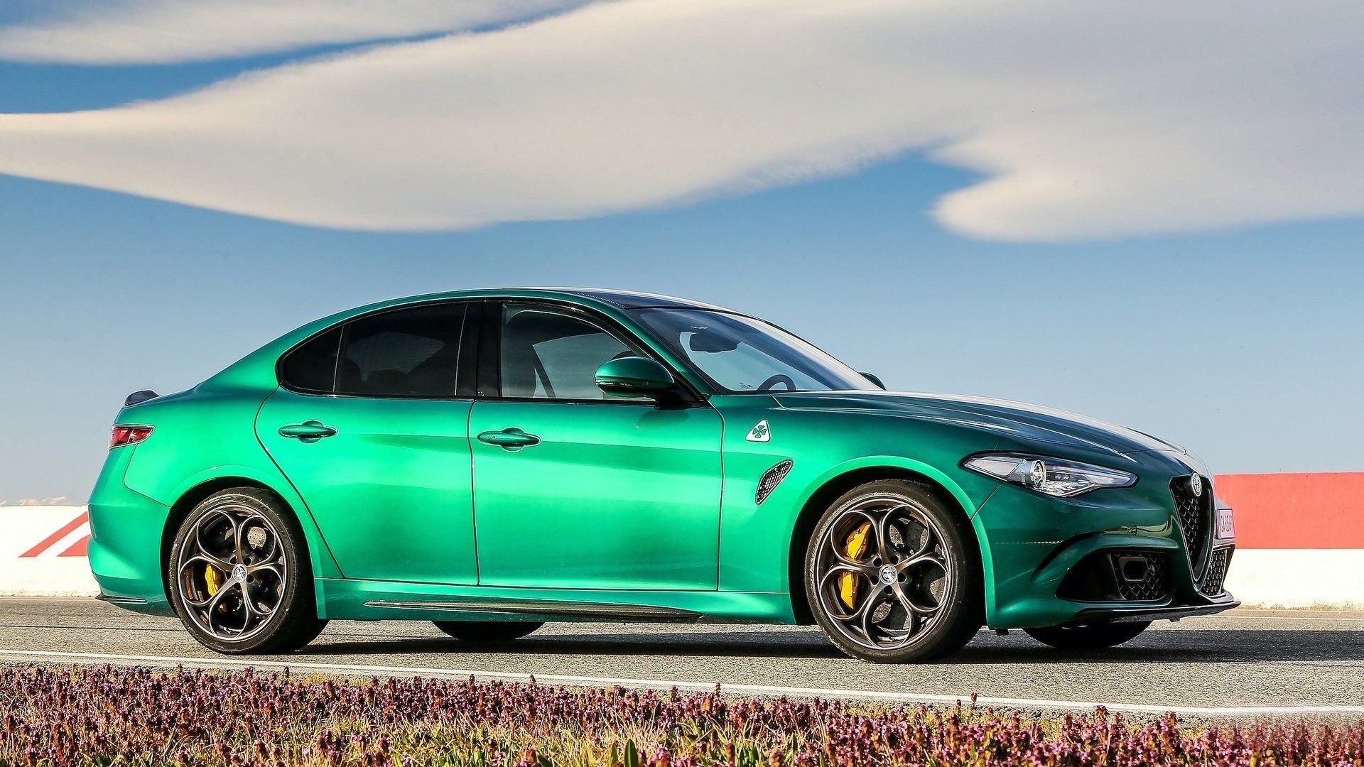 10 High-Performance Sedans Perfect For Enthusiasts That Need 4 Doors