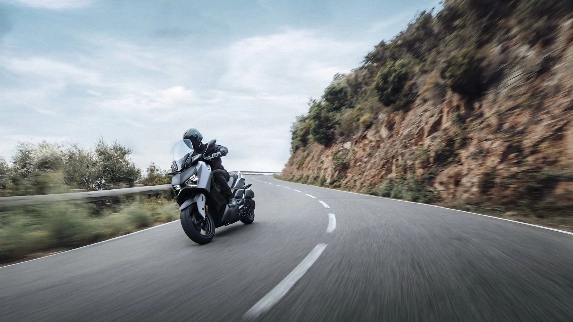 2023 Yamaha XMAX 300 | TopSpeed