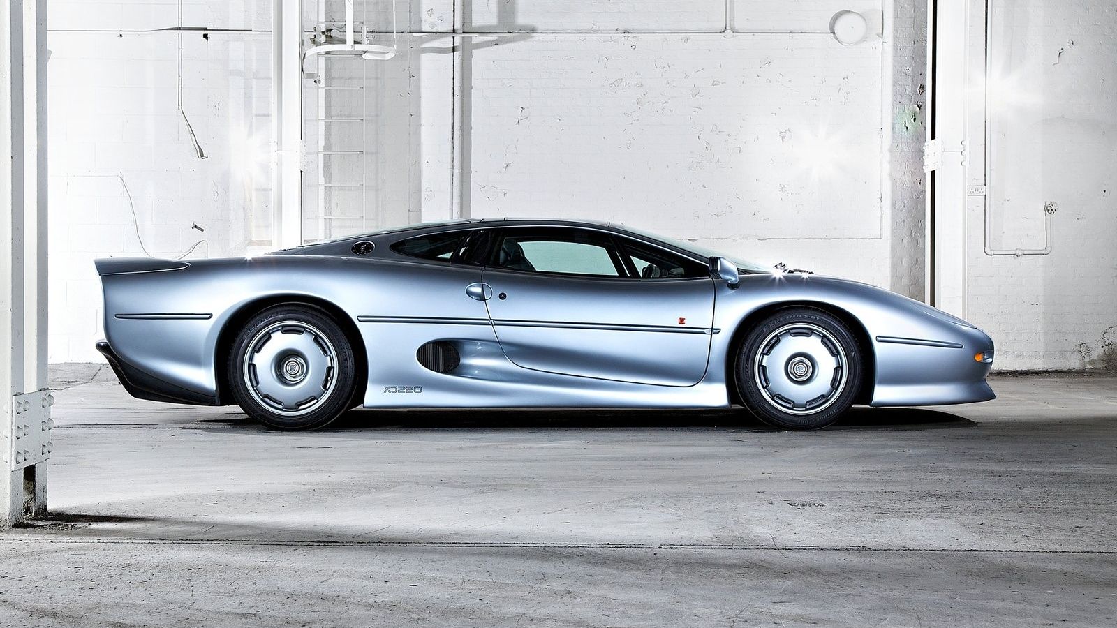 10 Best Supercars Of The 1990s, Ranked