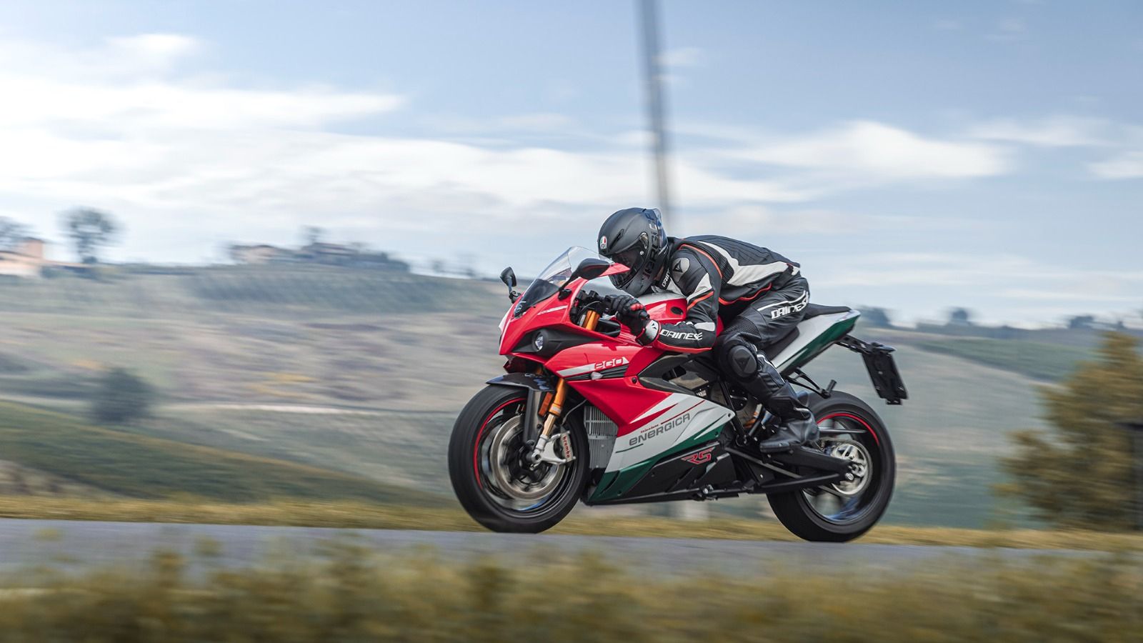 10 Best Sport Bikes For Tall Riders