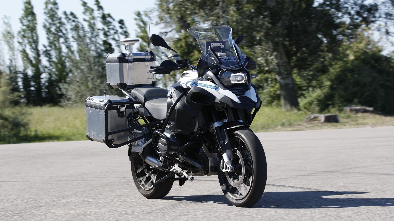 TopSpeed Tech: Why Self-Balancing Motorcycles Are The Next Big Thing