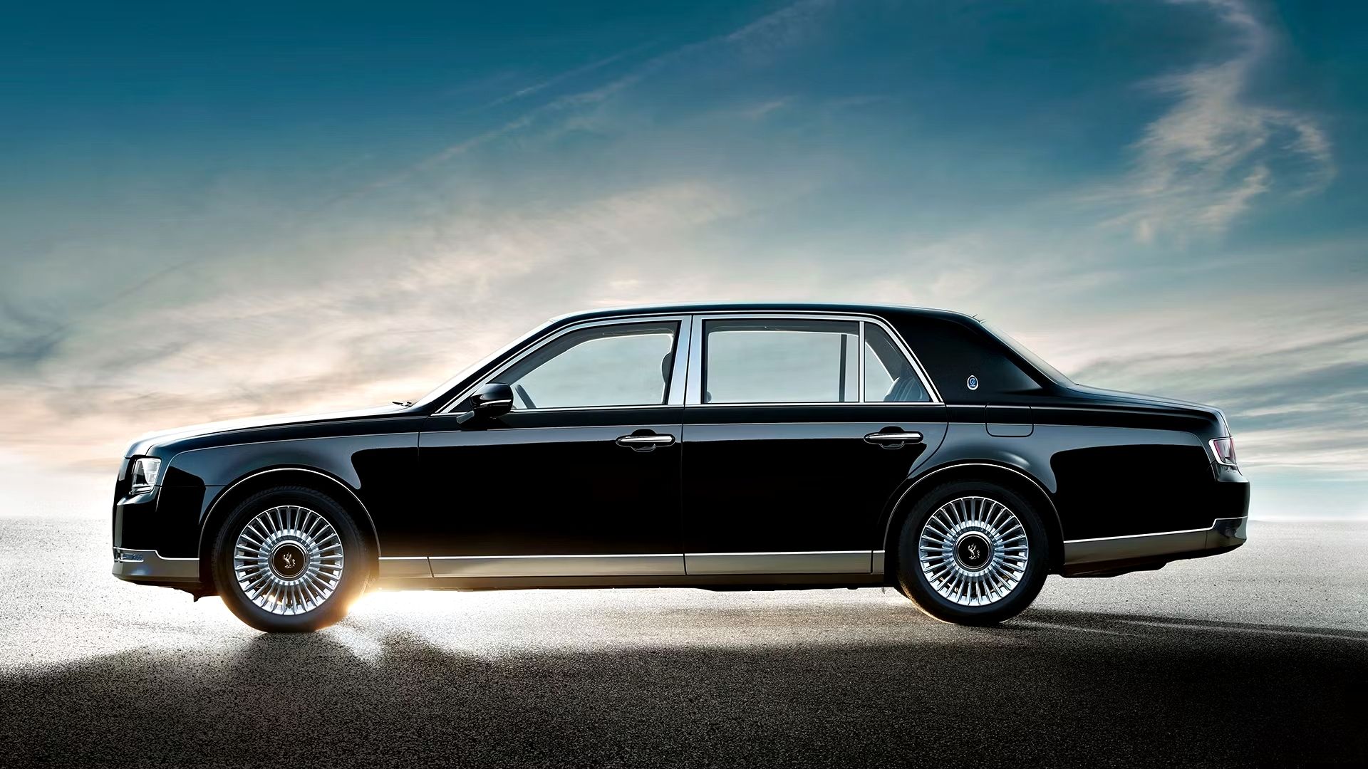 JDM Royalty: Here's How The Most Luxurious Japanese Car In The World Is ...