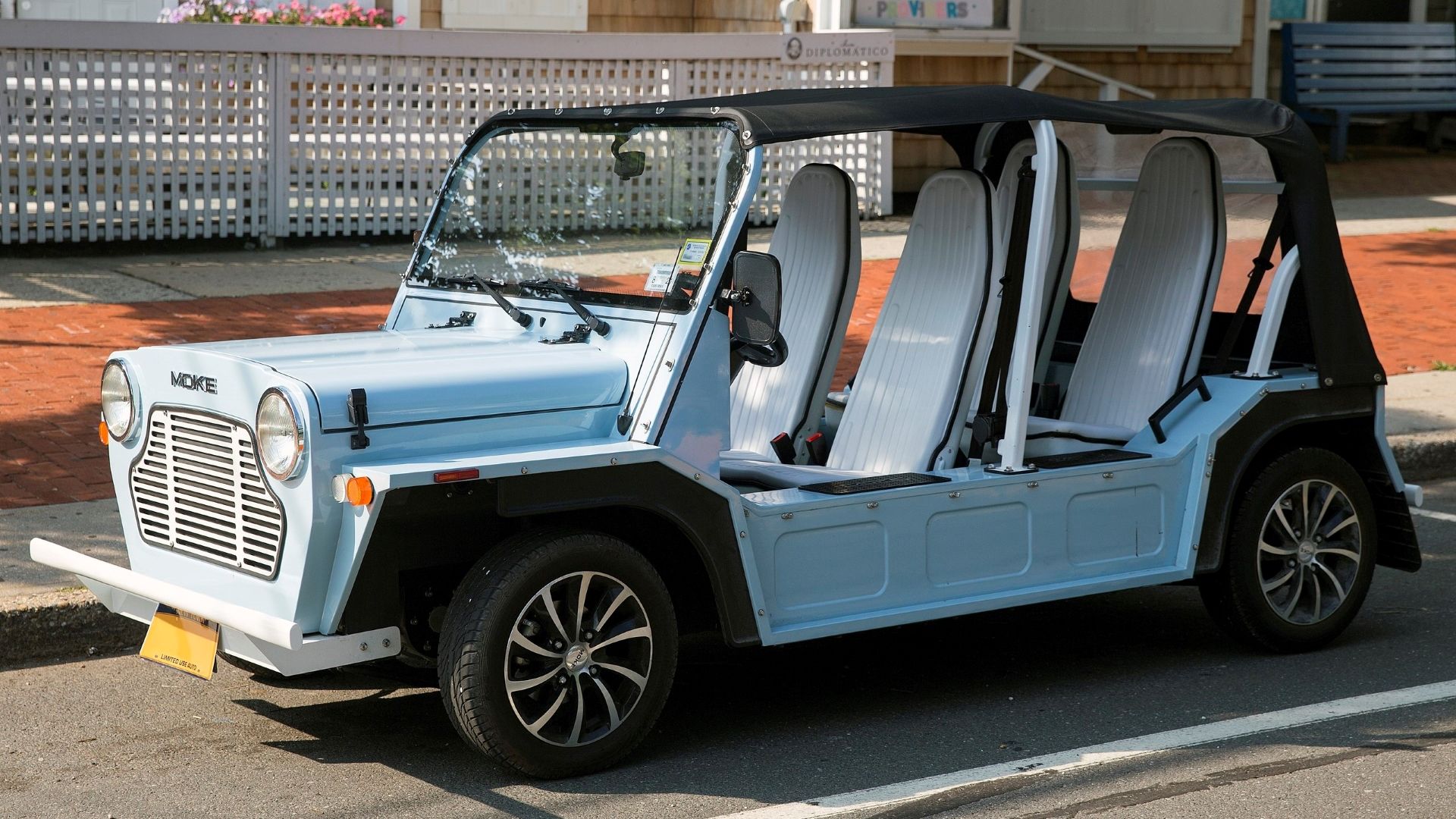 Mahindra Roxor Vs. Moke: Which Is The Better Tiny Wrangler Knockoff